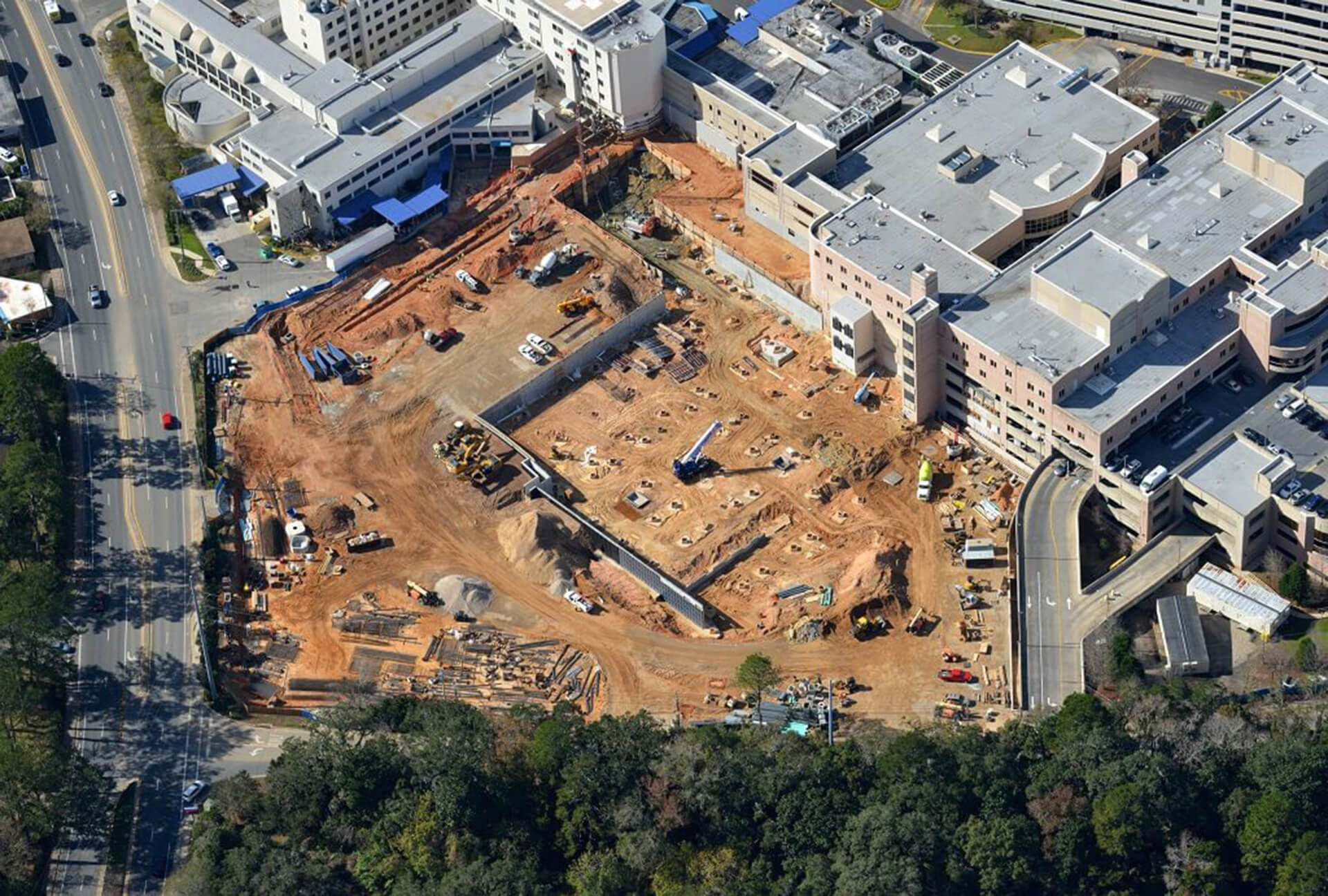 Tall-Memorial-Main - Gaylor Electric