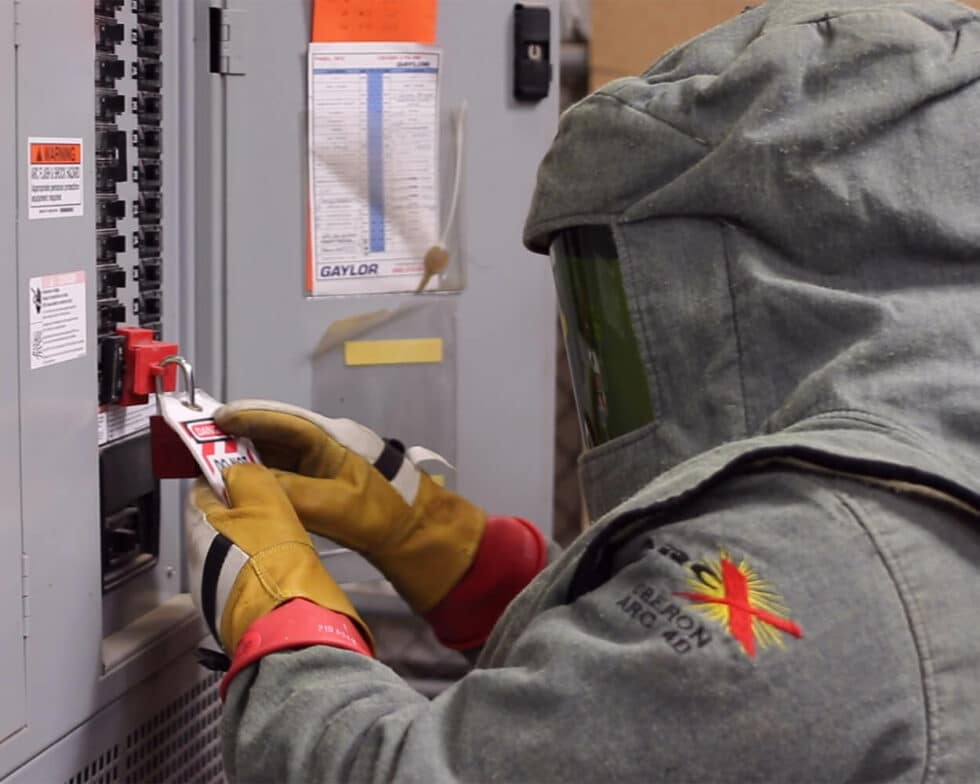 24/7 Service Department - Gaylor Electric